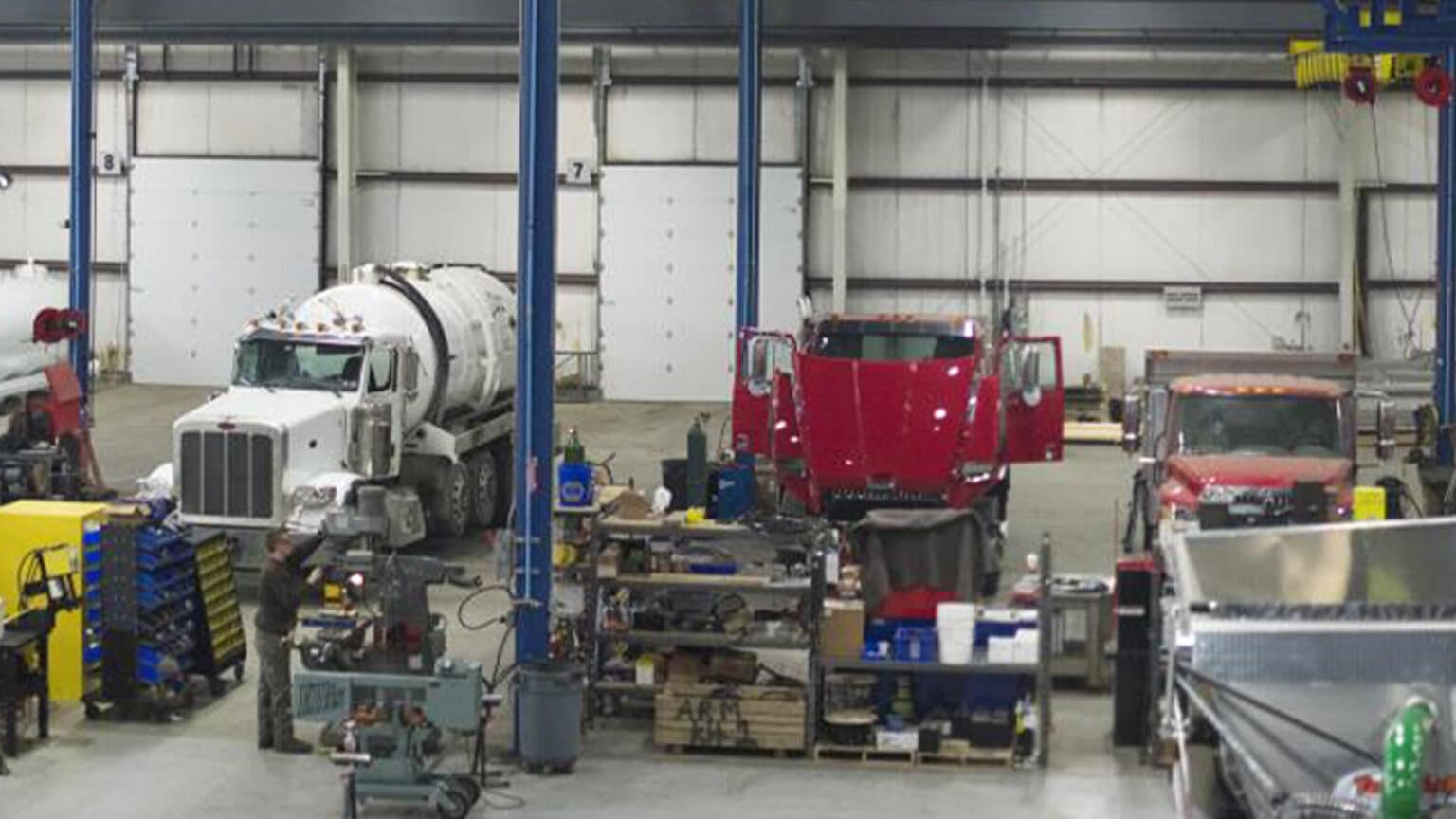 About - American Road Machinery